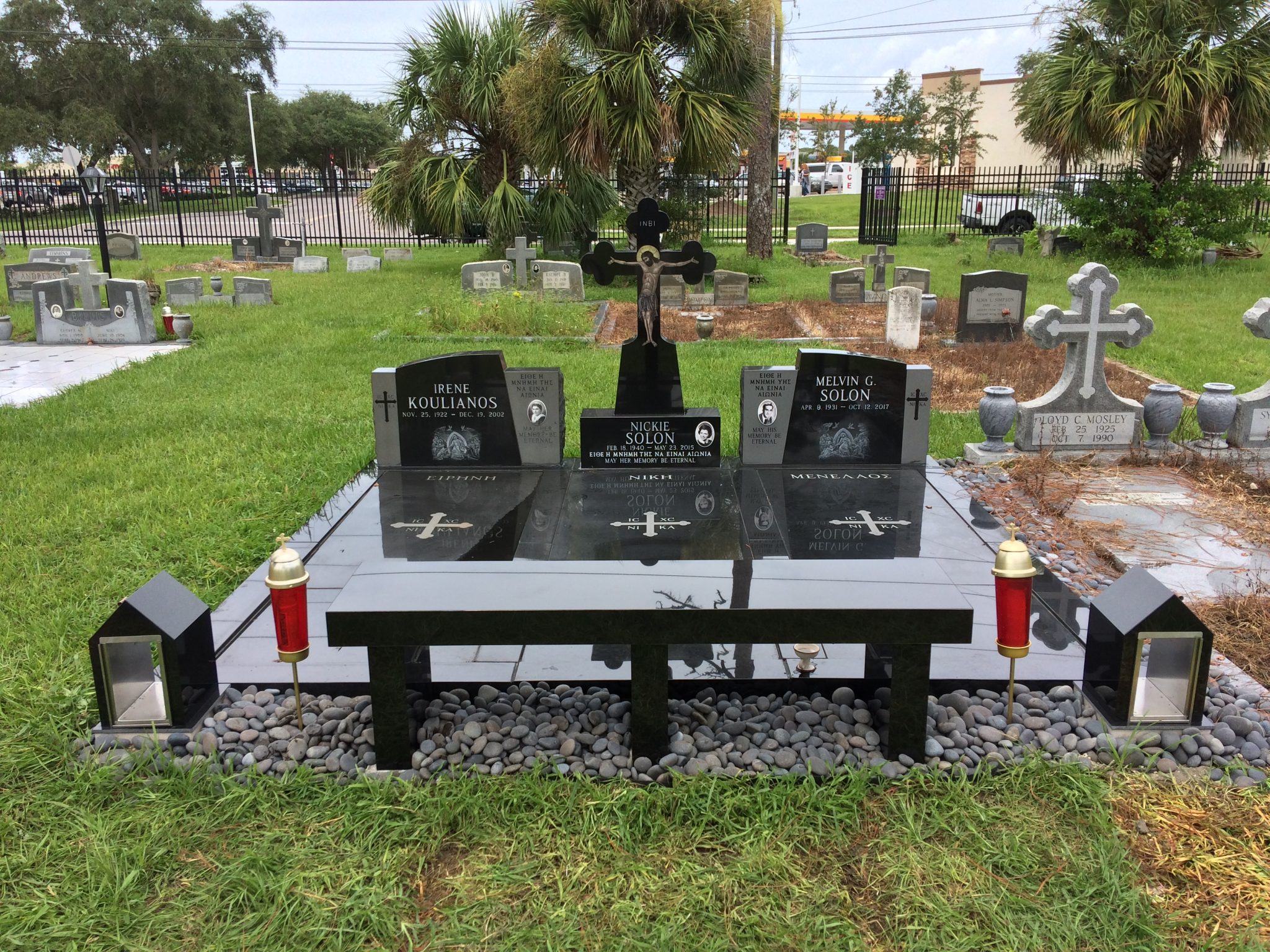 Custom Monuments in Shreveport: Preserving Memories and Honoring Legacies